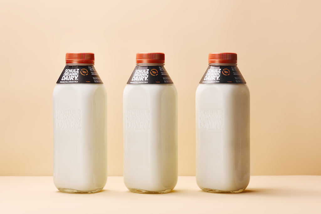 Schulz Organic Full Cream Milk GLASS BOTTLE 1L – My Home Pantry